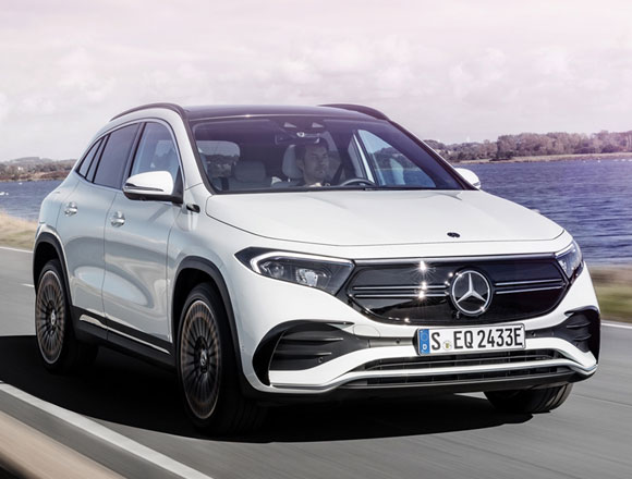 先行受注の初回限定モデルは完売 メルセデス・ベンツの小型EV「EQA」が日本上陸 | ENGINE (エンジン) |クルマ、時計、ファッション、男のライフスタイルメディア