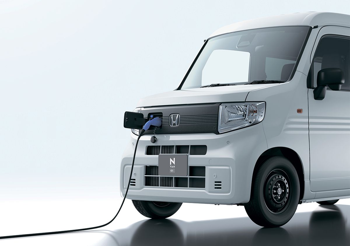 トヨタ、スズキ、ダイハツ連合に1人で戦いを挑む ホンダの軽商用EV、「N-VAN e:」が先行公開 | ENGINE (エンジン) |クルマ、時計、ファッション、男のライフスタイルメディア