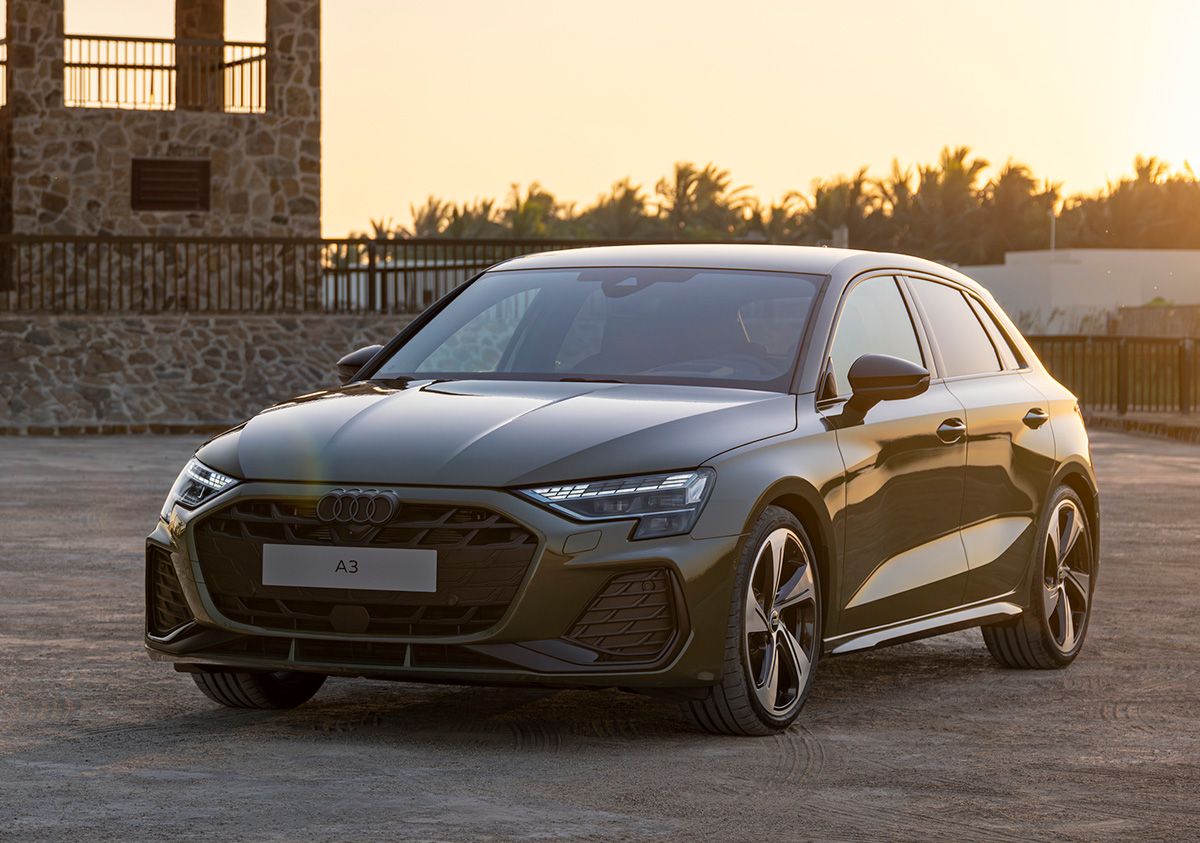 アウディA3がマイナーチェンジ インフォテインメントをはじめ、得意な先進技術にさらなる磨きを掛ける | ENGINE (エンジン) |クルマ ...