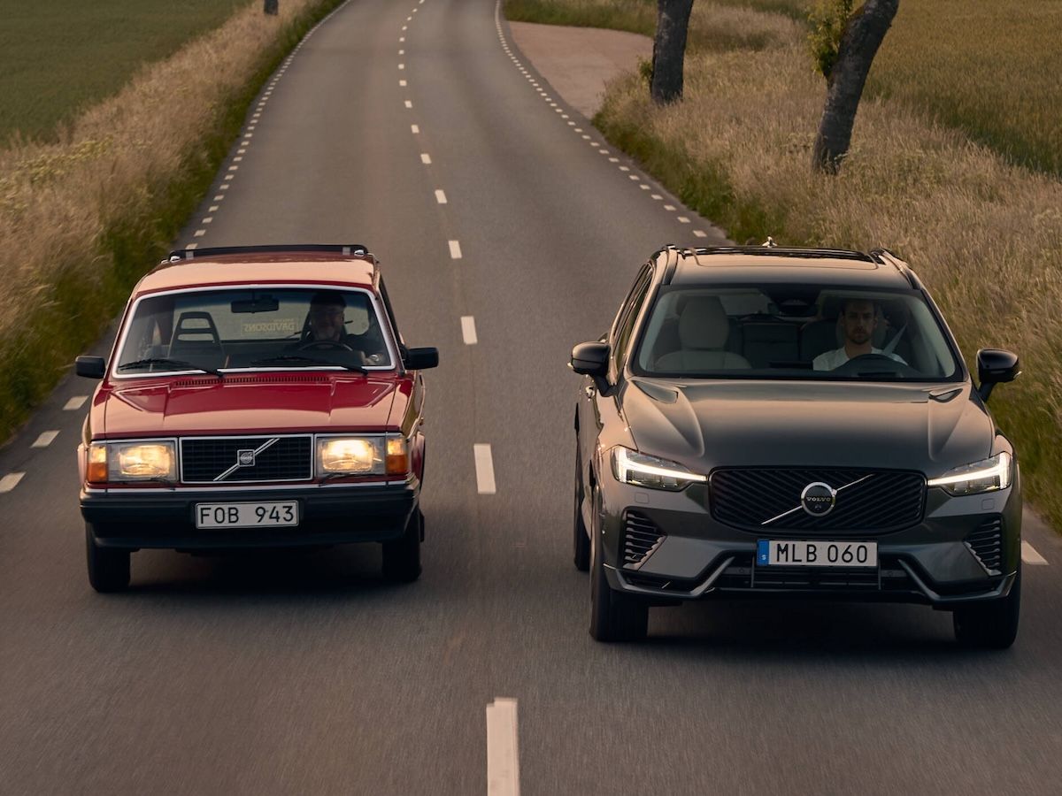 往年の240をようやく最新のXC60が追い抜いた！？ ボルボの歴代ベストセラーがついに入れ替わる | ENGINE (エンジン) |クルマ、時計、ファッション、男のライフスタイルメディア