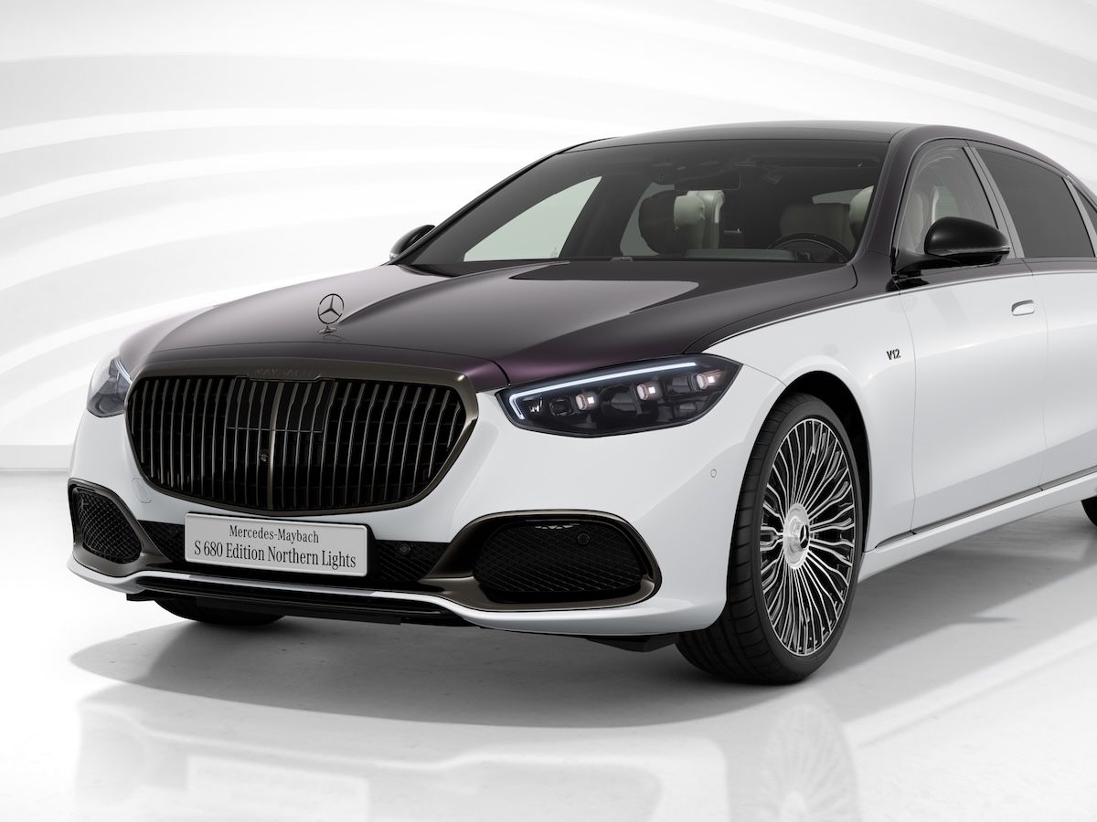 夜空に光るオーロラをイメージしたマイバッハ【限定5台】S680エディション・ノーザン・ライツ | ENGINE (エンジン) |クルマ、時計、ファッション、男のライフスタイルメディア
