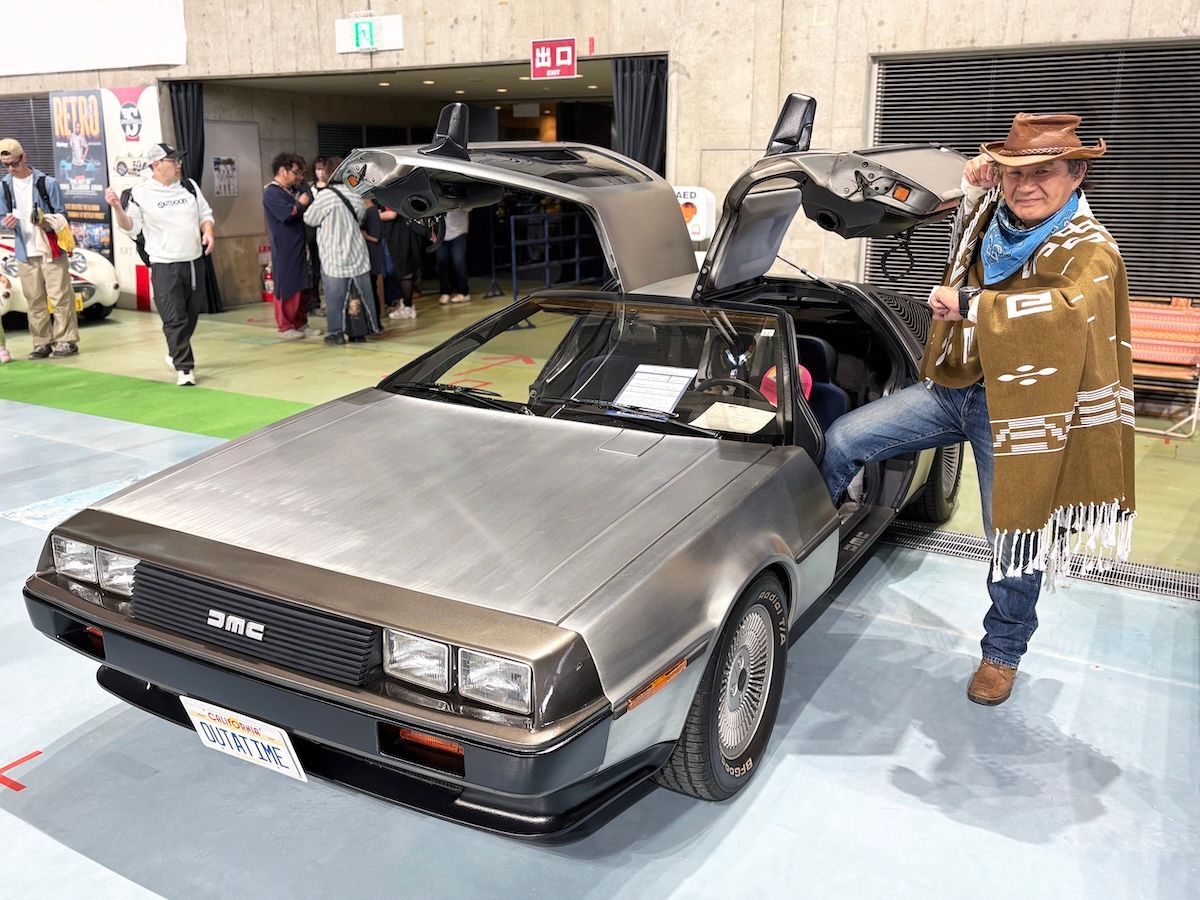 “バック・トゥ・ザ・フューチャー”の“ヘビー”じゃない劇中車仕様!! 内外装ボロボロの「DMC-12デロリアン」の不動車を見事に再生！【ながの ...